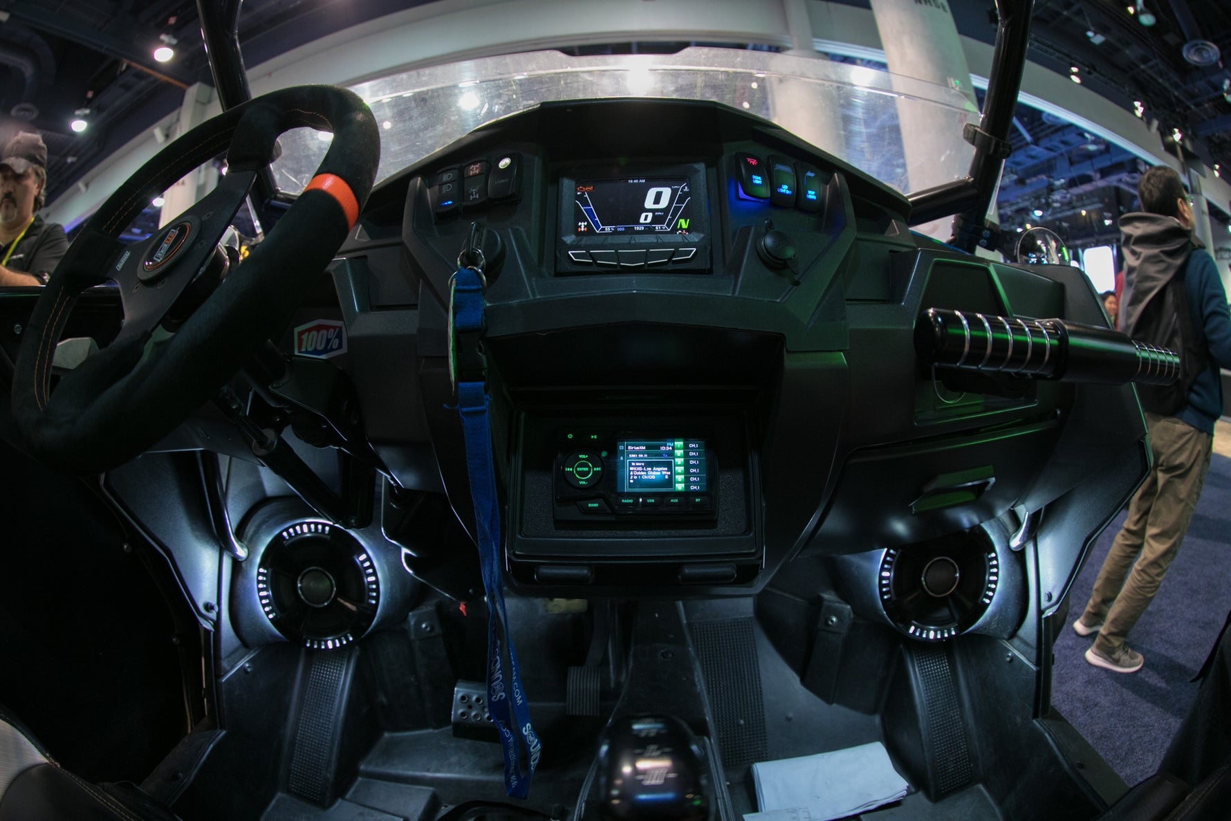 Multimedia Head Units - Single & Double DIN with GPS | Soundstream